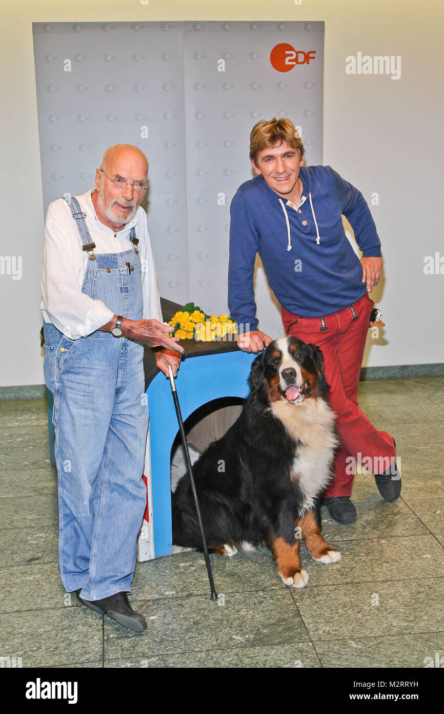 75 folgen -Fotos und -Bildmaterial in hoher Auflösung – Alamy