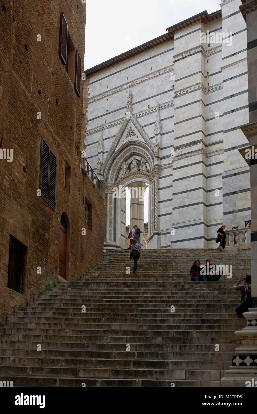 Scalinata di piazza san giovanni -Fotos und -Bildmaterial in hoher Auflösung – Alamy