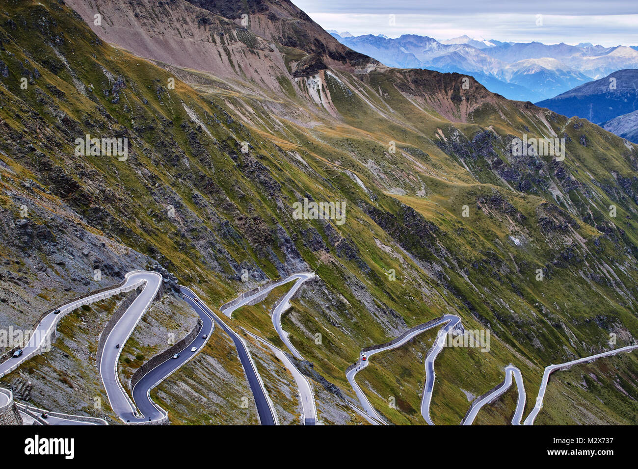 Berg serpentinen -Fotos und -Bildmaterial in hoher Auflösung – Alamy