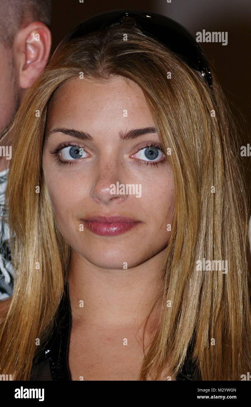 Emily höfer -Fotos und -Bildmaterial in hoher Auflösung – Alamy