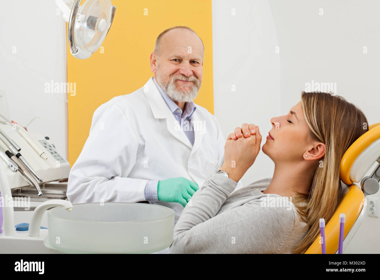 Angst vor der operation -Fotos und -Bildmaterial in hoher Auflösung – Alamy