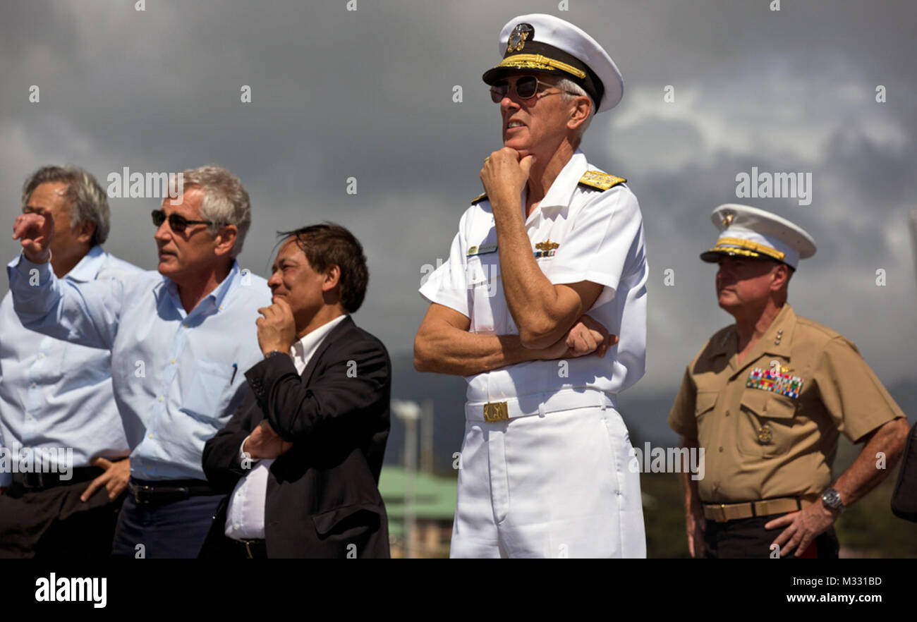 U.S. Navy Adm. Samuel J. Locklear, Commander, US Pacific Command, Uhren ...