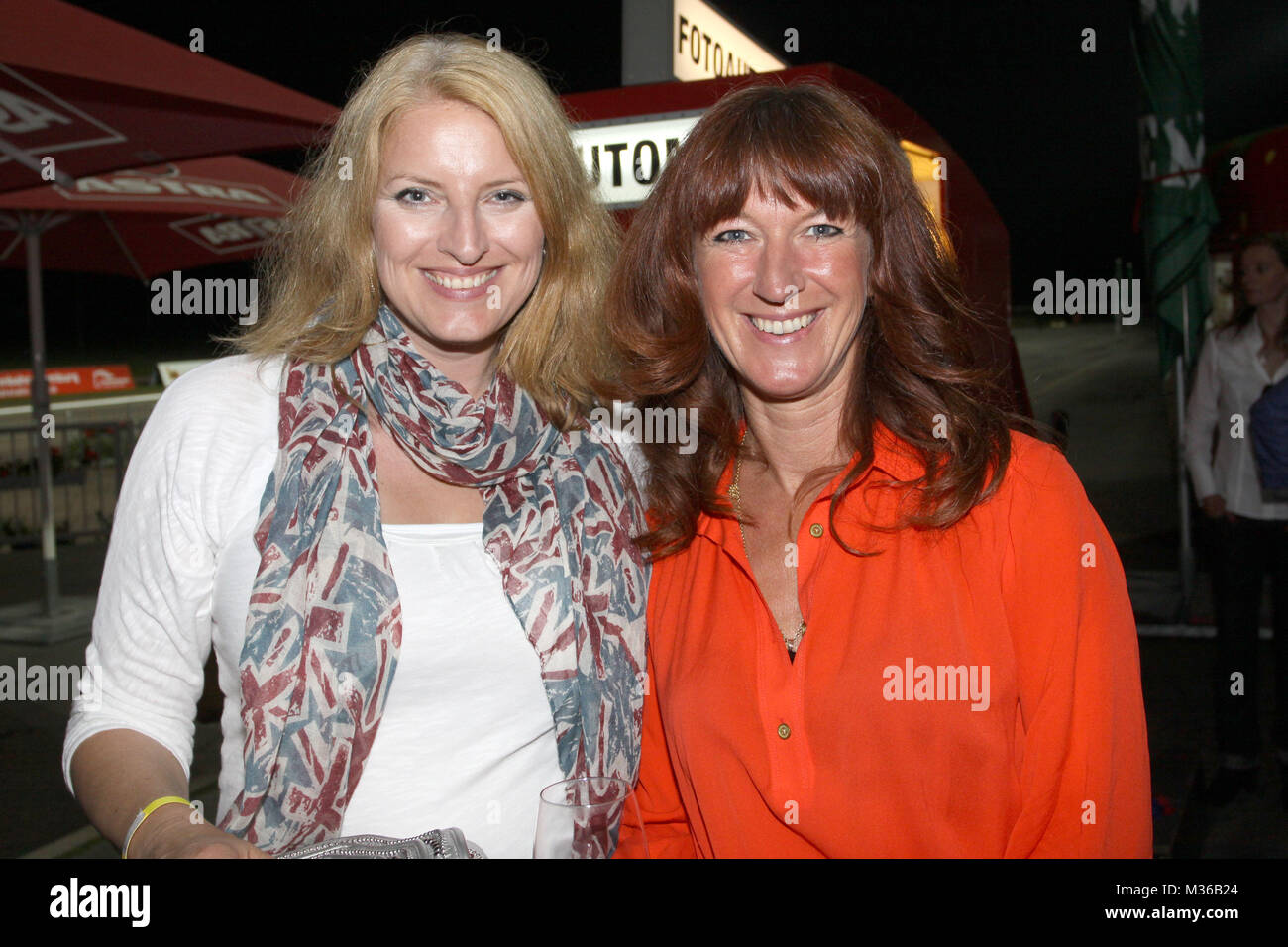 Maren Bockholdt (Alster Radio) und Birgit Hahn (Radio Hamburg ...