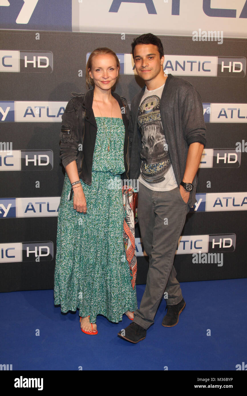 Kostja ullmann and janin reinhardt -Fotos und -Bildmaterial in hoher ...