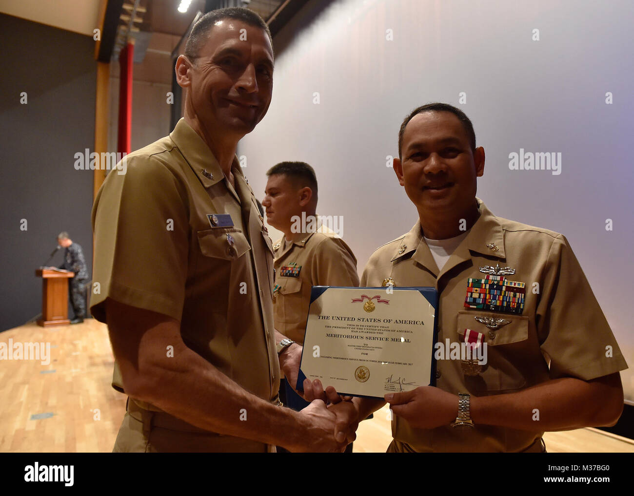 161115-N-FN 963-033 von Commander, U.S. Naval Forces Japan (CNFJ ...