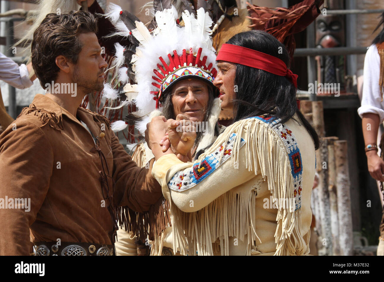 Sophie Wepper, Jan Sosniok, Wayne Carpendale, Gojko Mitic u a ...