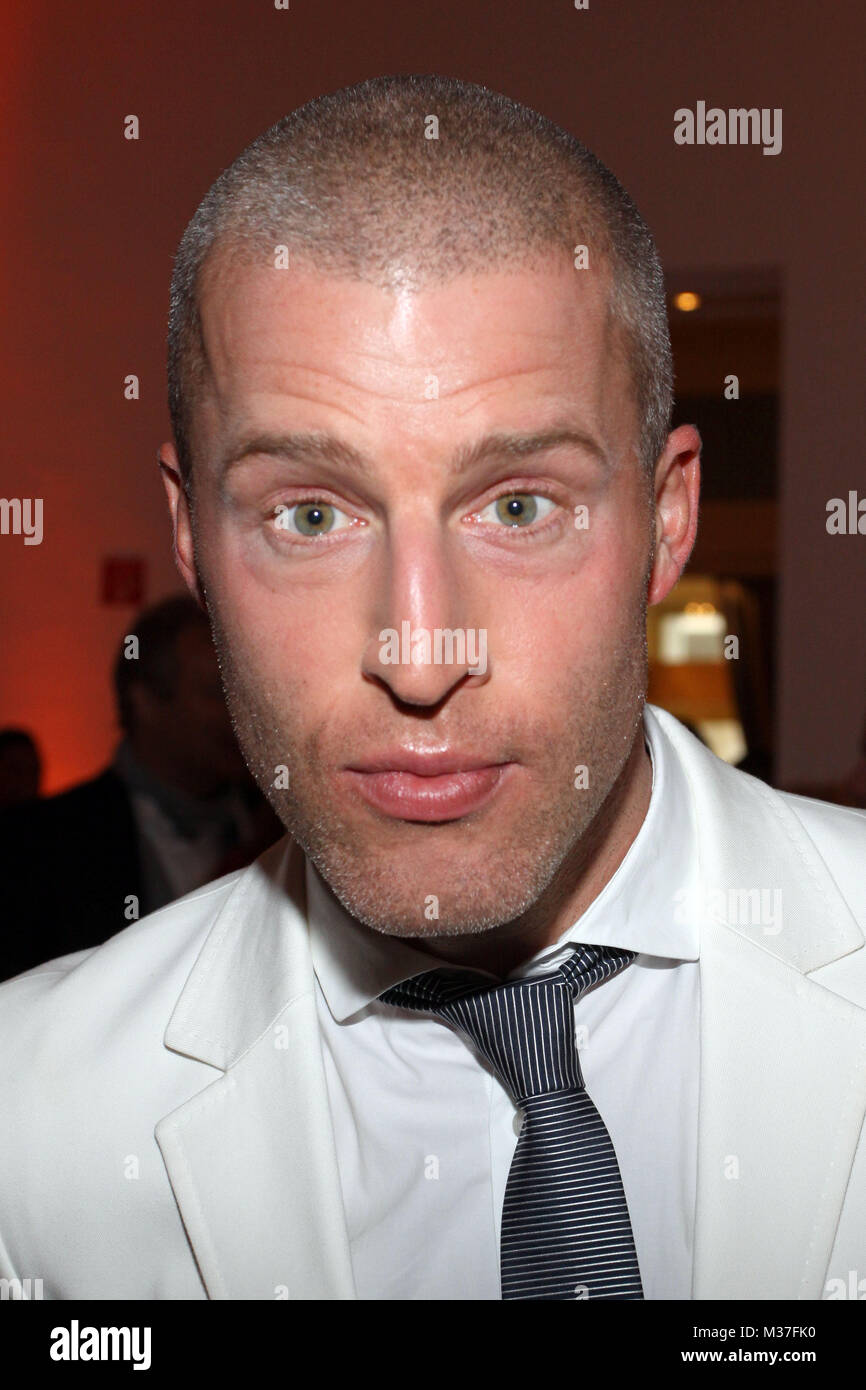 Benjamin von stuckrad barre -Fotos und -Bildmaterial in hoher Auflösung ...