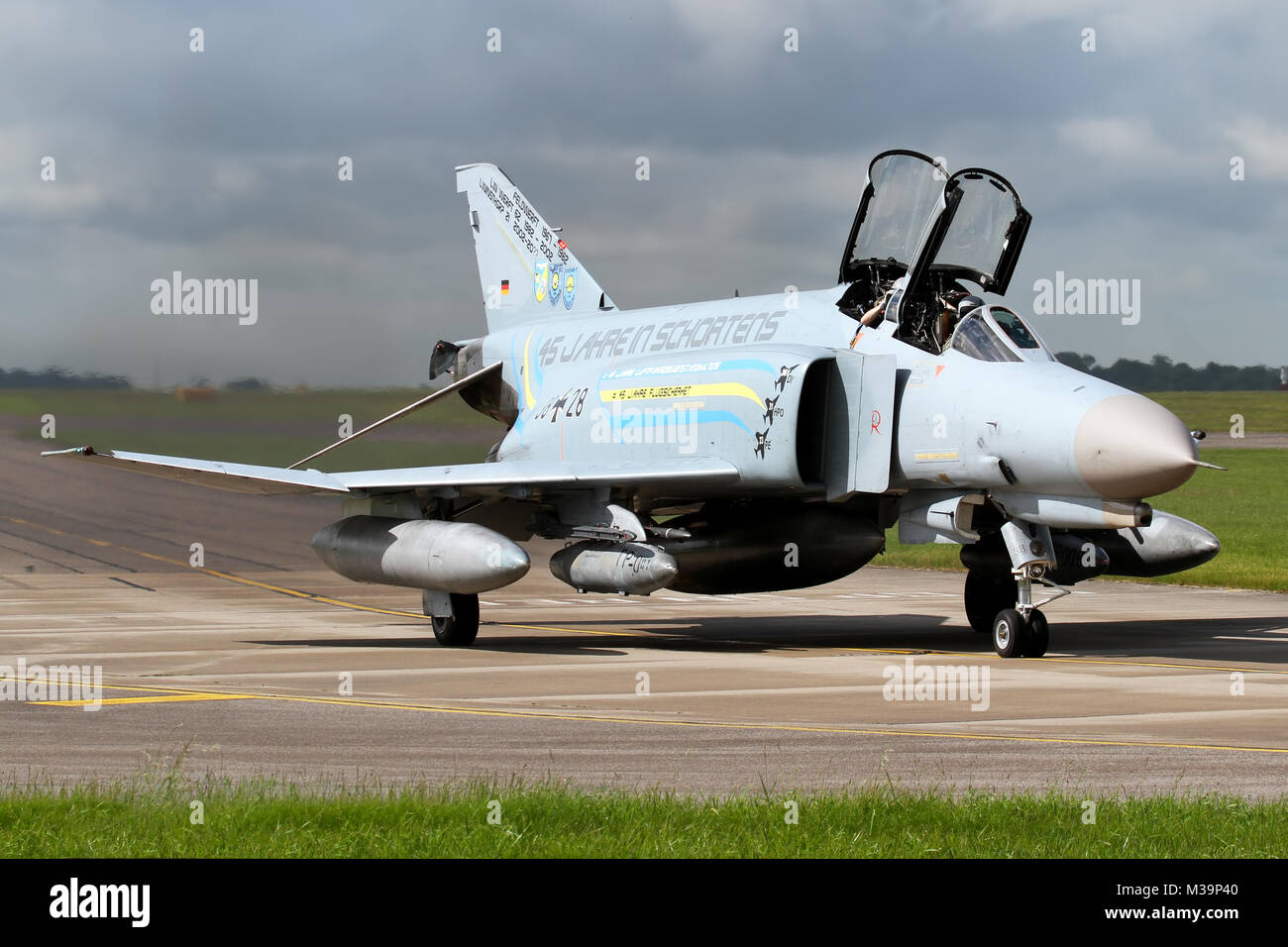 German air force f 4 phantom -Fotos und -Bildmaterial in hoher ...