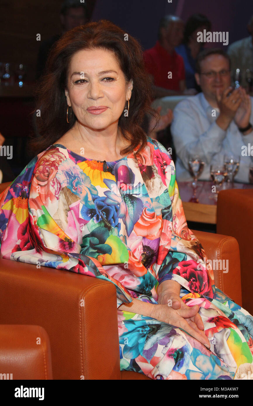 Hannelore elsner -Fotos und -Bildmaterial in hoher Auflösung - Seite 3 ...