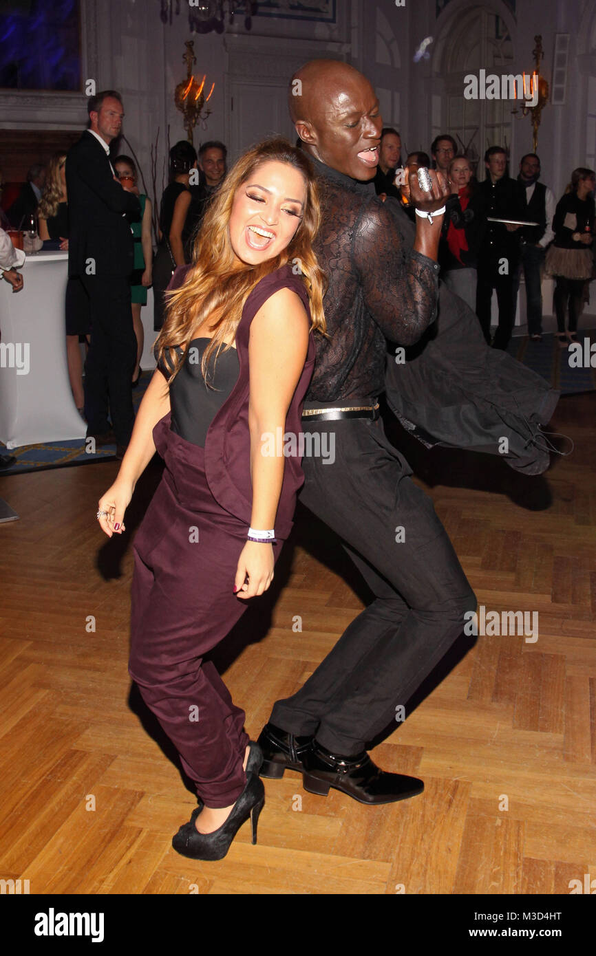 Bahar kizil monrose -Fotos und -Bildmaterial in hoher Auflösung – Alamy