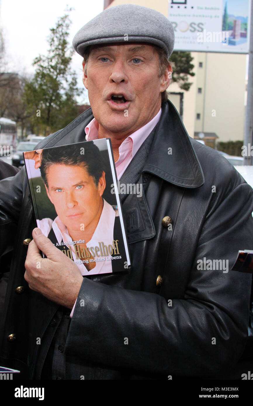 Baywatch david hasselhoff -Fotos und -Bildmaterial in hoher Auflösung ...