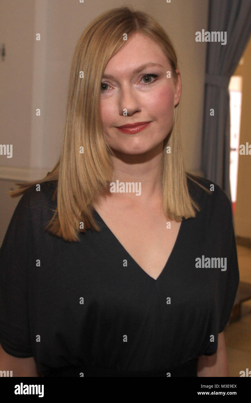Johanna christine gehlen -Fotos und -Bildmaterial in hoher Auflösung ...