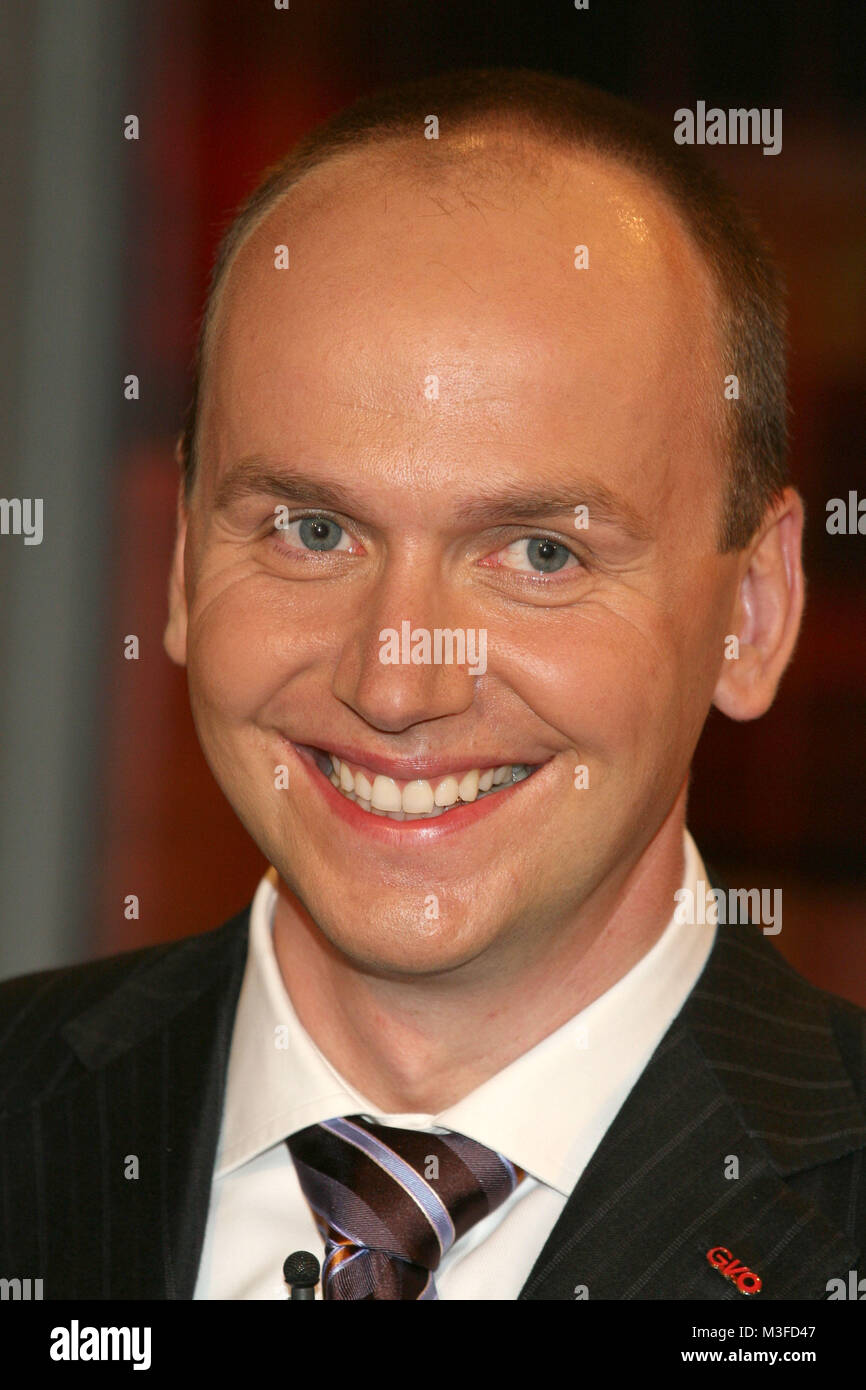 Kerner, Aufzeichnung vom 19.09.2006, Mike Simon, der Gruender der chule ...