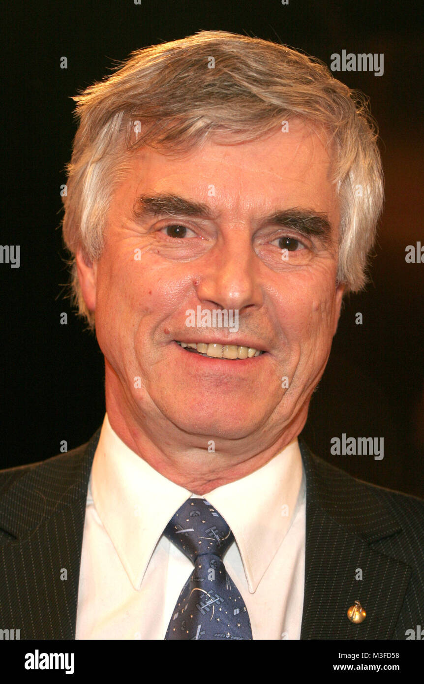 Ulf merbold -Fotos und -Bildmaterial in hoher Auflösung – Alamy