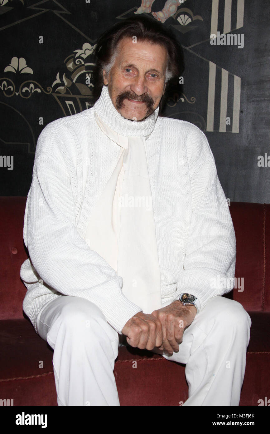 Prof luigi colani -Fotos und -Bildmaterial in hoher Auflösung – Alamy