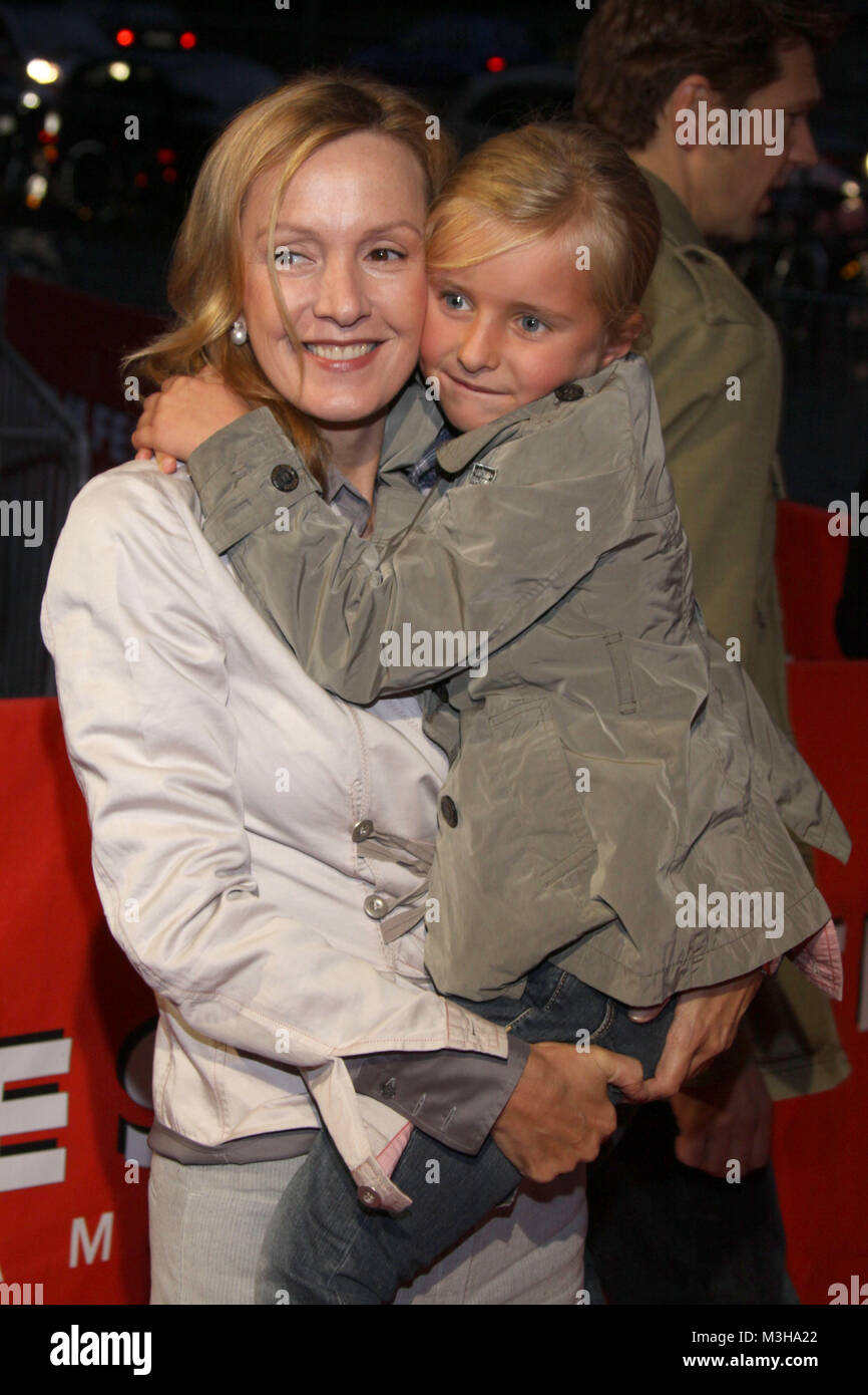 Katja flint where -Fotos und -Bildmaterial in hoher Auflösung - Seite 2 ...