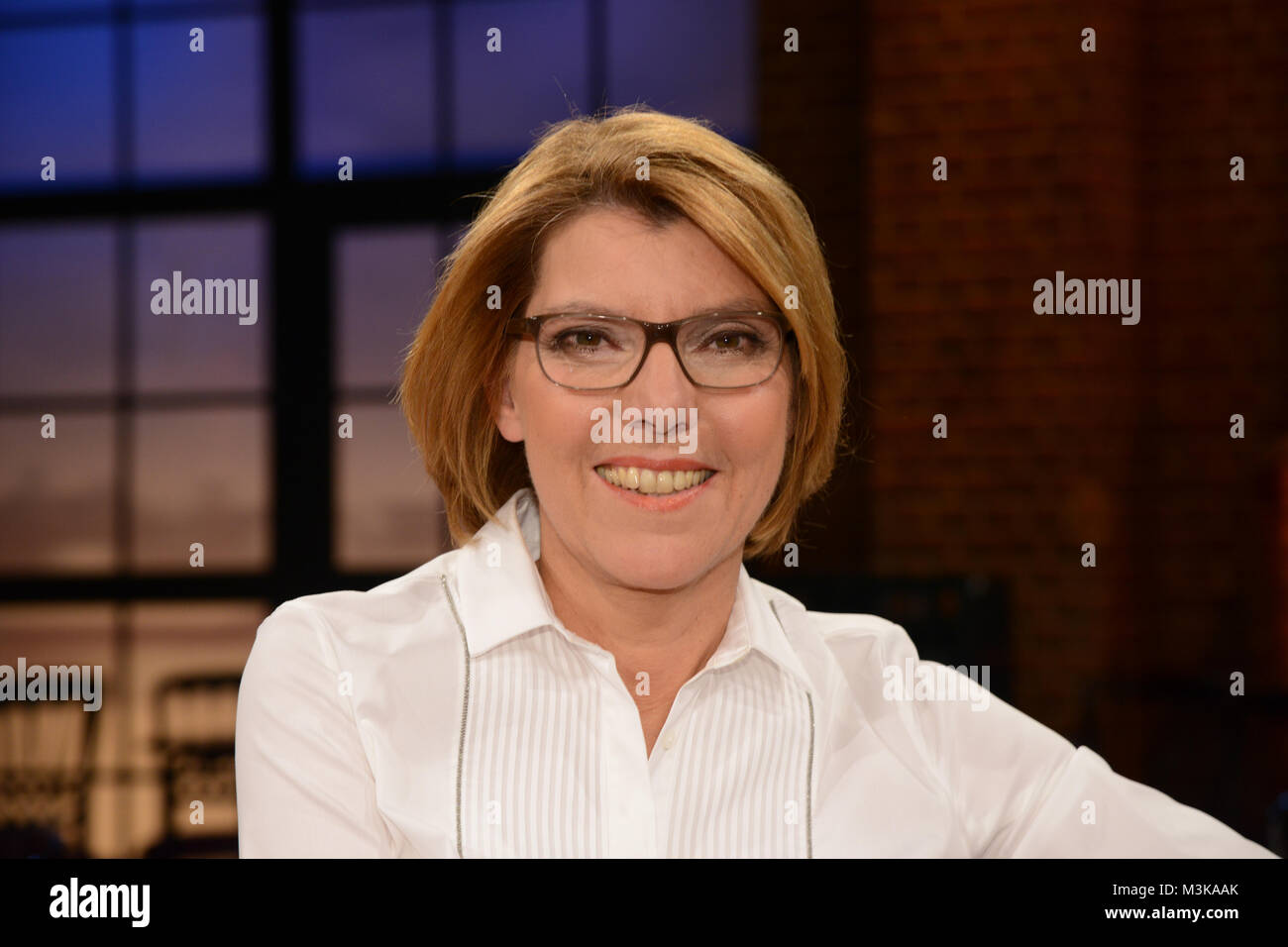 Deutsche moderatorin -Fotos und -Bildmaterial in hoher Auflösung – Alamy