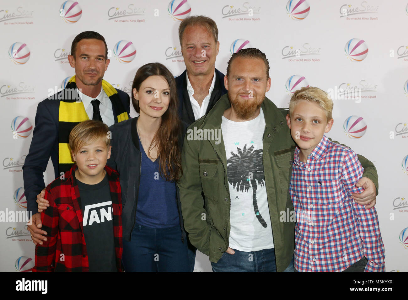 Julia hartmann where -Fotos und -Bildmaterial in hoher Auflösung ...