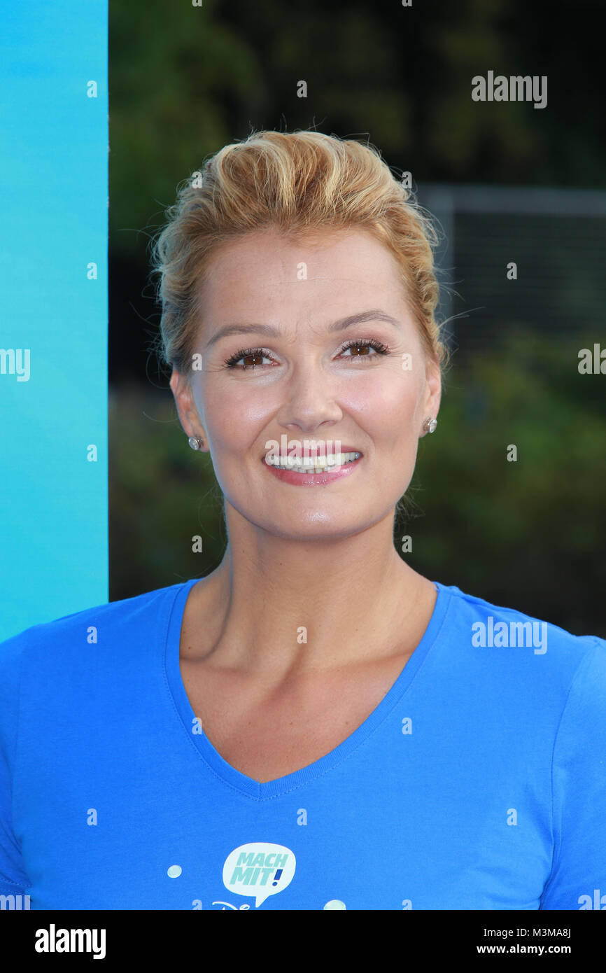 Anouk Van Nes, 'Deutschland schwimmt "Nächstenliebe Aktionstag im ...