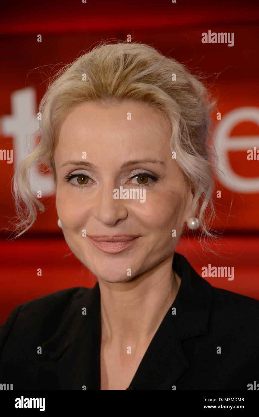 Sandra navidi -Fotos und -Bildmaterial in hoher Auflösung – Alamy