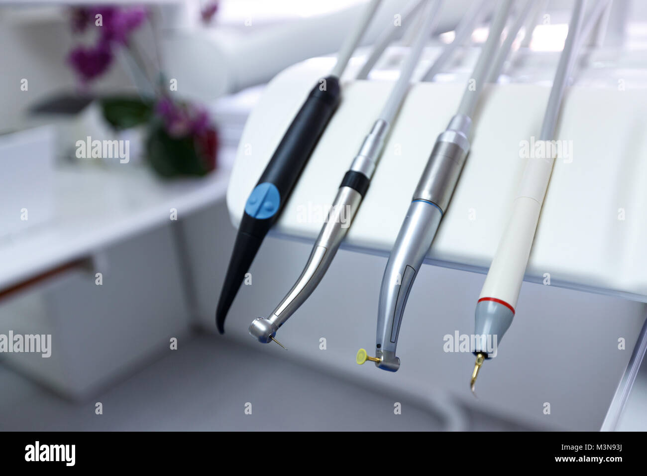 Drilling Teeth Stockfotos & Drilling Teeth Bilder - Alamy