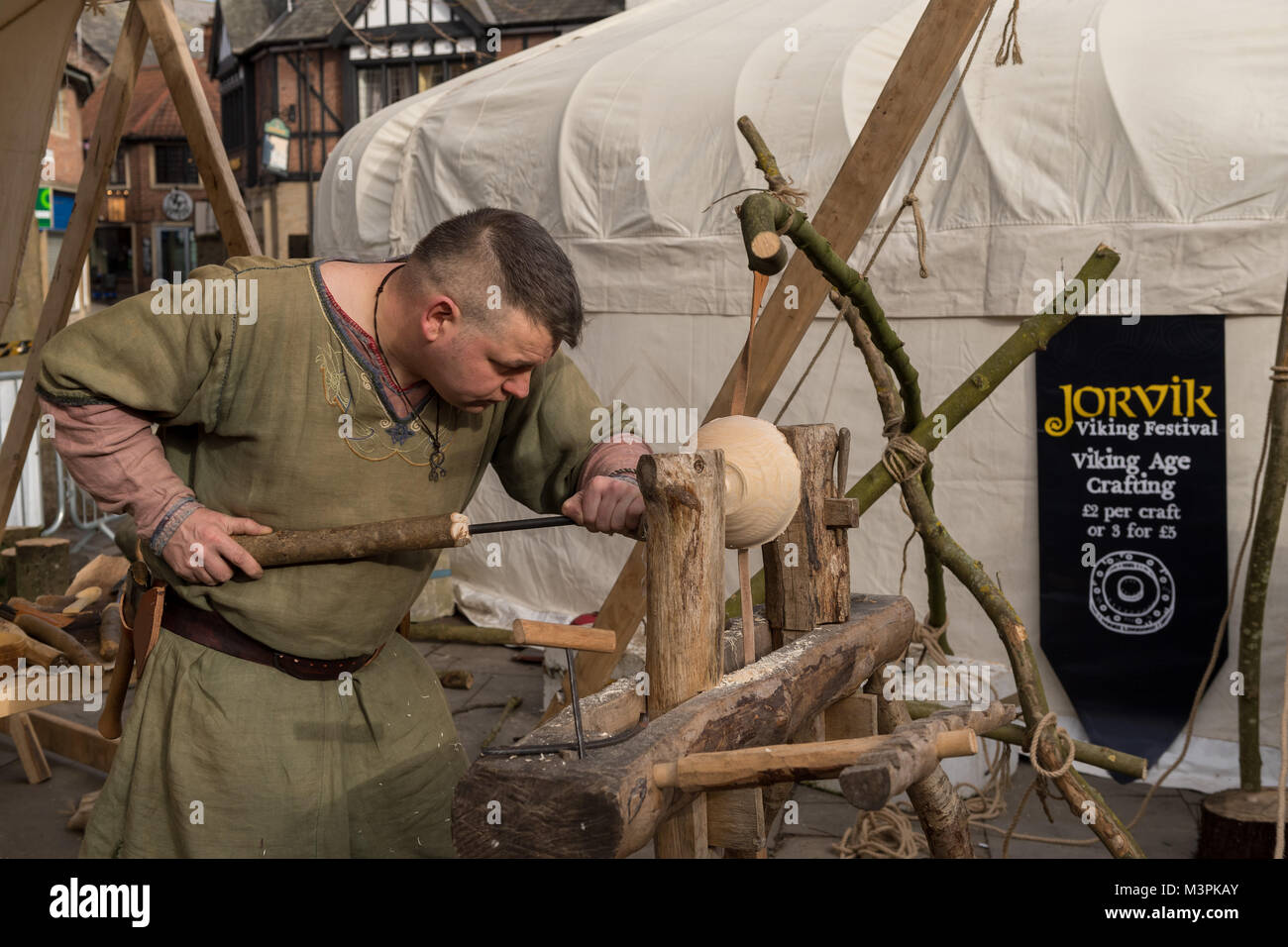 Open air wikinger handel oder marktstand -Fotos und -Bildmaterial in ...