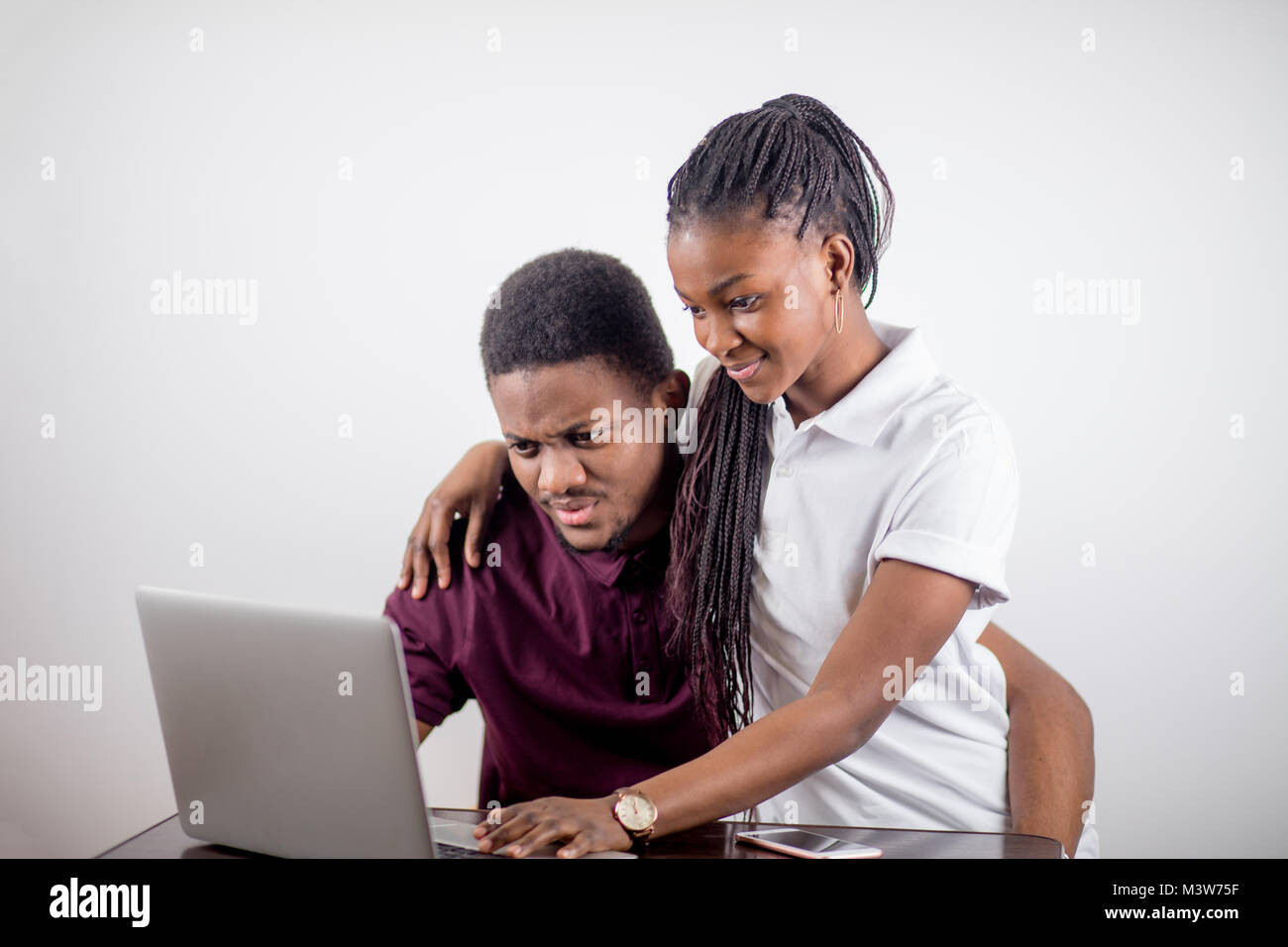 Schwarzes madchen -Fotos und -Bildmaterial in hoher Auflösung – Alamy