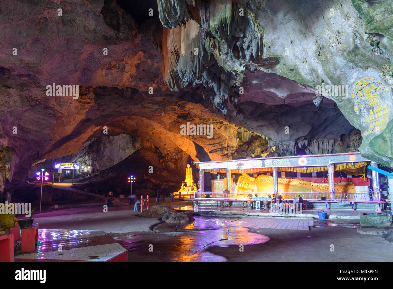 Hpa-An: Saddan (Sadan, Saddar) Höhle, Kalk, liegenden Buddha, betende ...