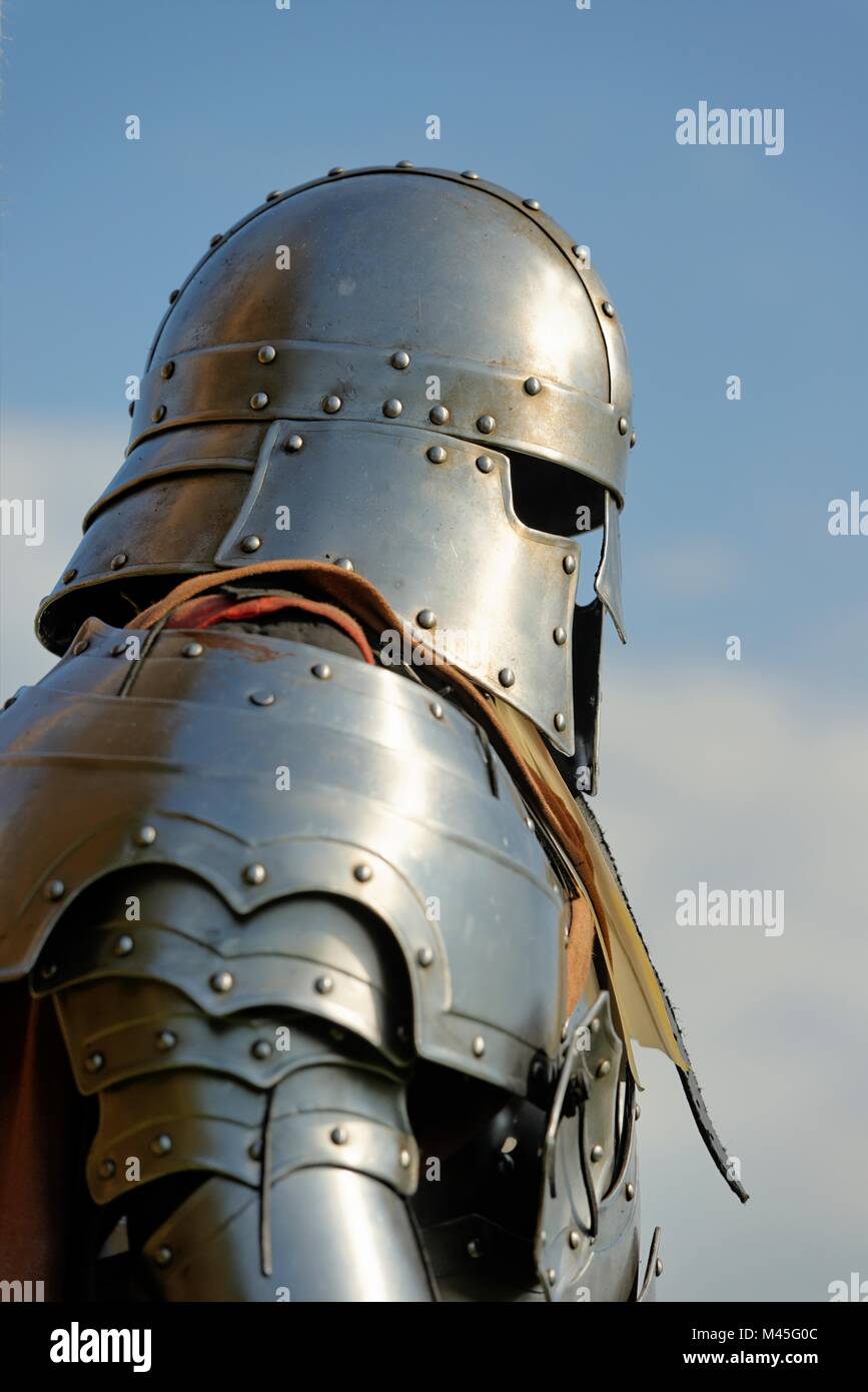 Renaissance knight -Fotos und -Bildmaterial in hoher Auflösung – Alamy