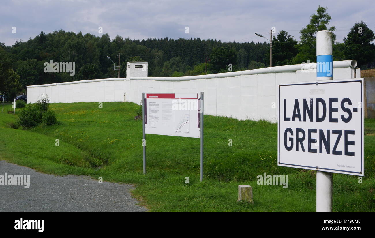 Deutsch land Grenze Museum in Mödlareuth, Deutschland Stockfotografie ...