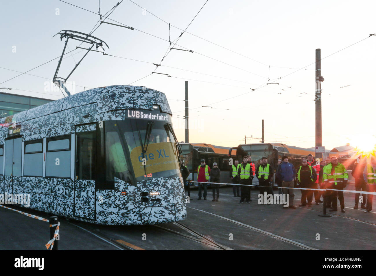Solaris xl tram -Fotos und -Bildmaterial in hoher Auflösung – Alamy