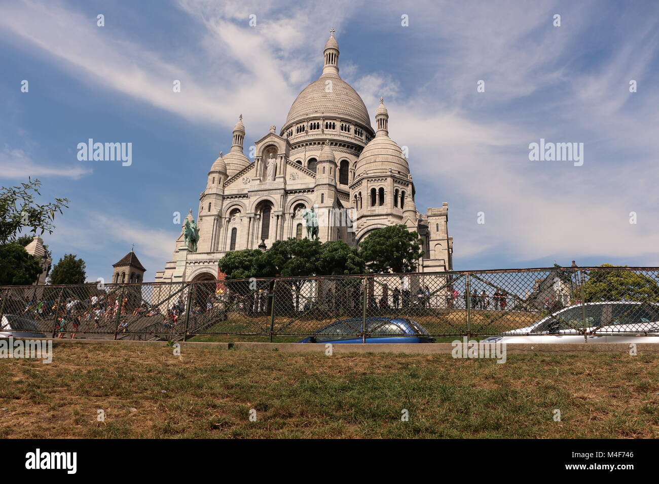 Basilika sacre coeur in paris -Fotos und -Bildmaterial in hoher ...
