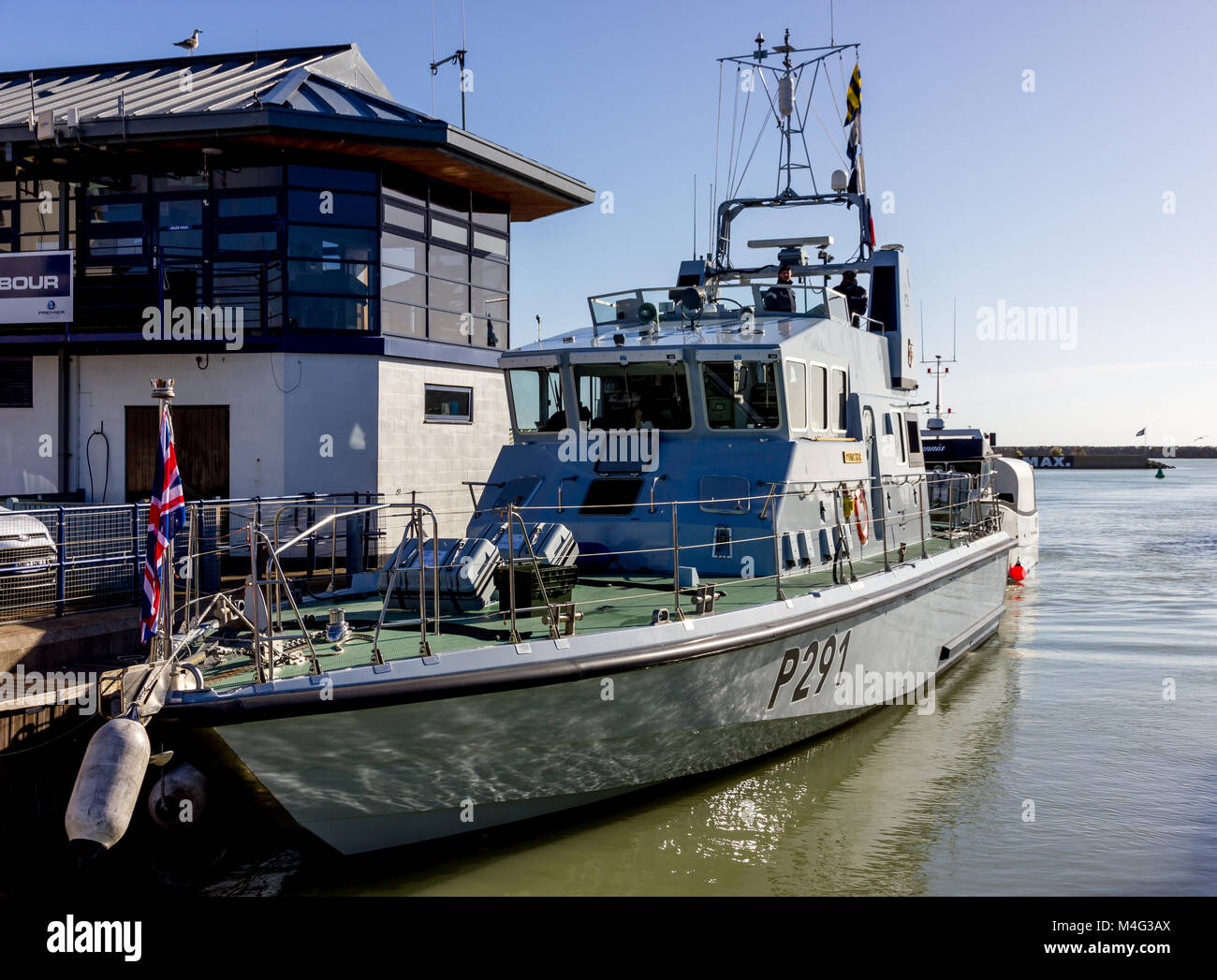 Sovereign Harbour, Eastbourne, Großbritannien. 16. Februar, 2018. HMS ...