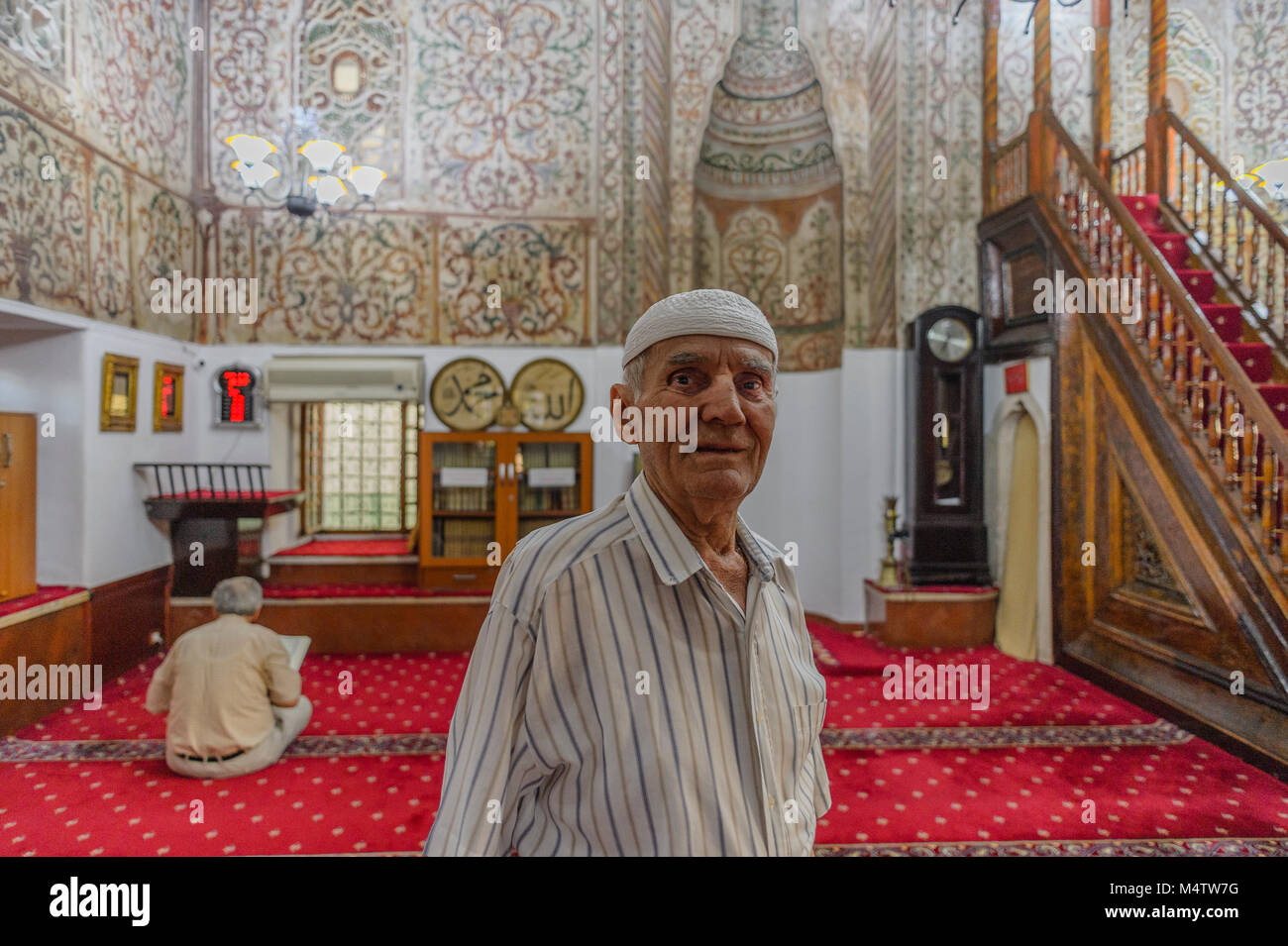 Moschee in tirana -Fotos und -Bildmaterial in hoher Auflösung – Alamy