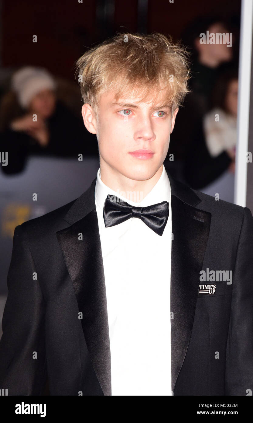 Tom Taylor an der EE-British Academy Film Awards, in der Royal Albert ...