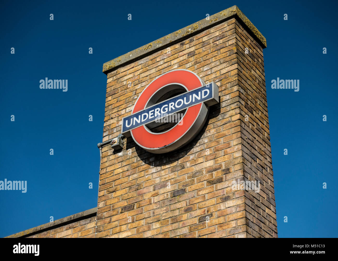 Roundel logo -Fotos und -Bildmaterial in hoher Auflösung – Alamy