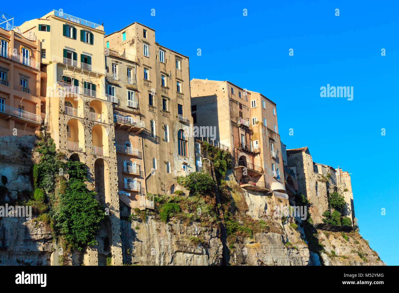 Blick auf die Stadt Tropea, Kalabrien, Italien Stockfotografie - Alamy