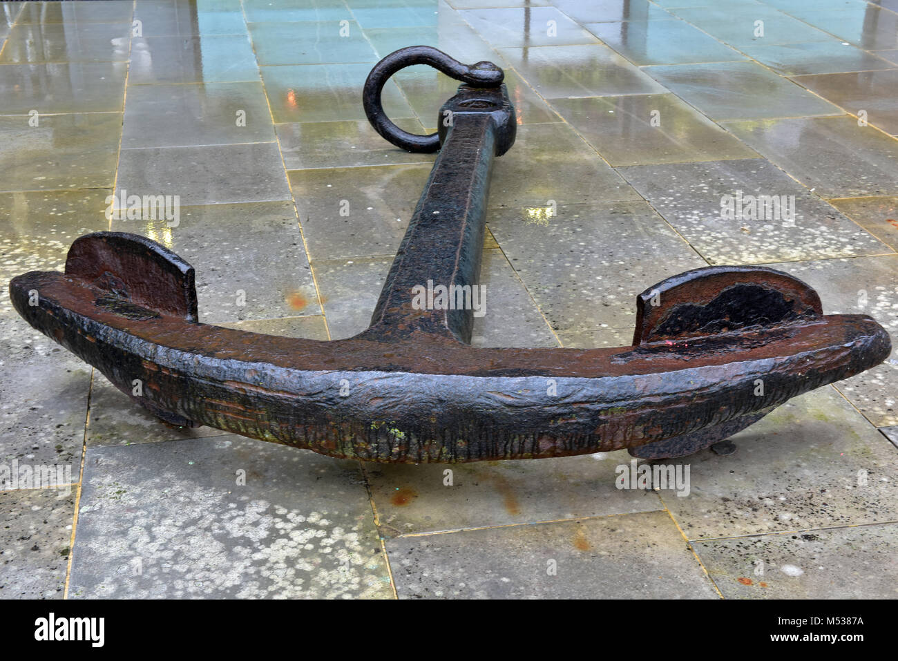 Anker titanic -Fotos und -Bildmaterial in hoher Auflösung – Alamy
