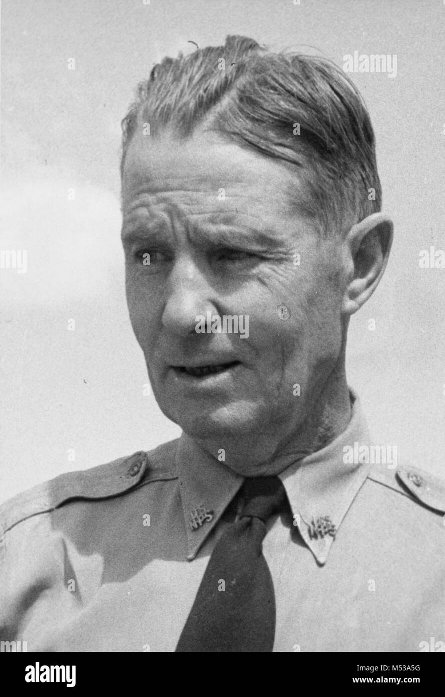 PORTRAIT VON BERT LAUZON, RIVER RUNNER UND NPS RANGER 1947. Grand ...