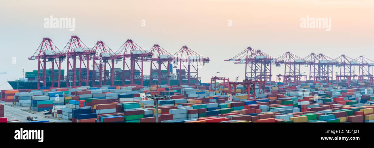 Shanghai hafen -Fotos und -Bildmaterial in hoher Auflösung – Alamy