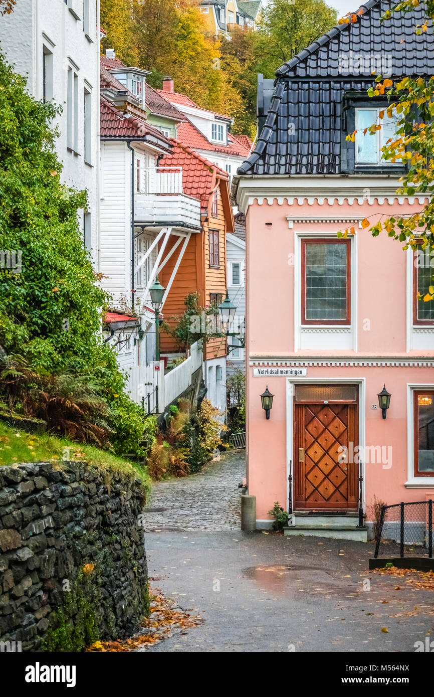 Skansen bergen -Fotos und -Bildmaterial in hoher Auflösung – Alamy