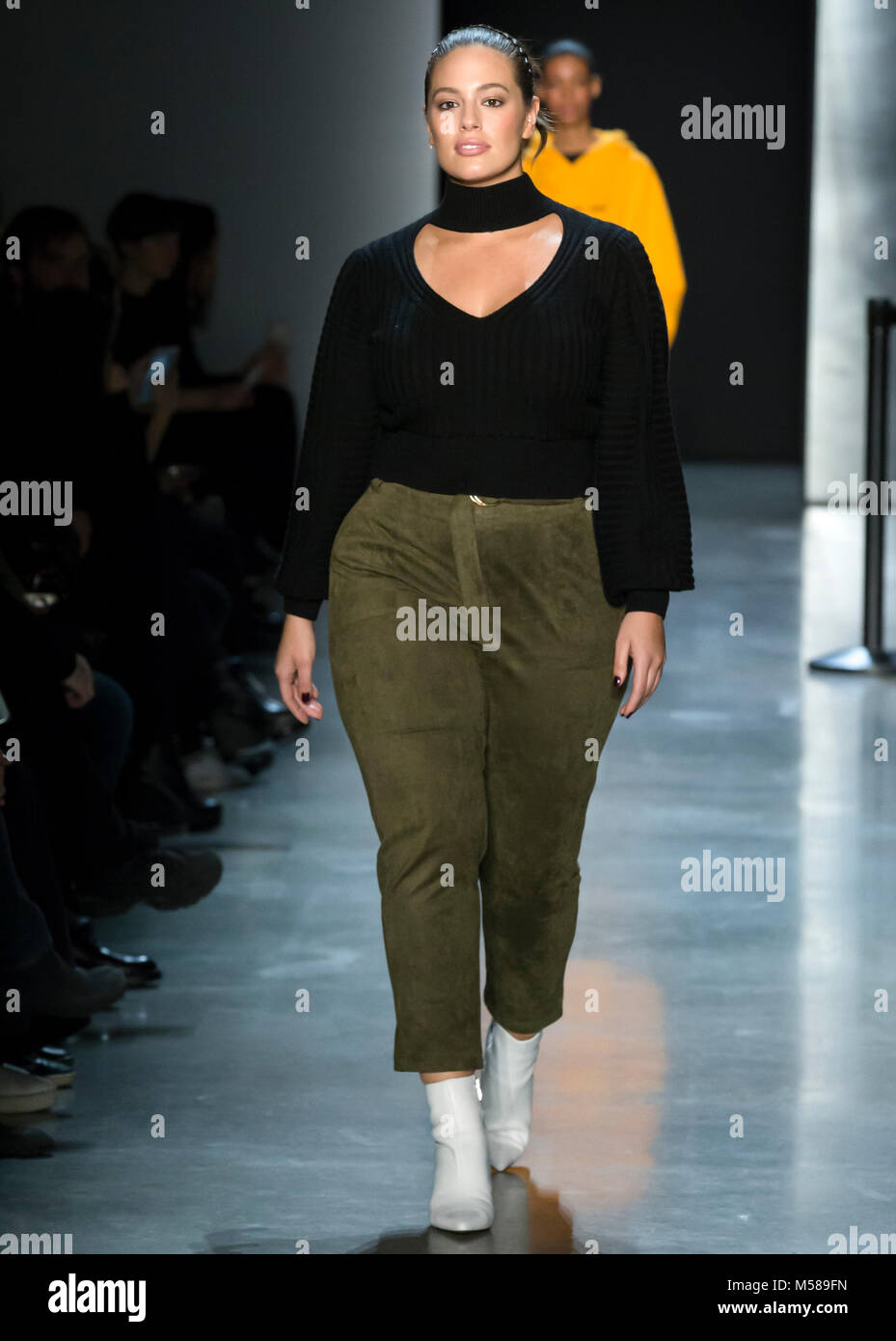 Ashley graham -Fotos und -Bildmaterial in hoher Auflösung – Alamy