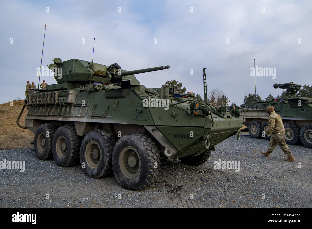 Stryker 30mm kanone -Fotos und -Bildmaterial in hoher Auflösung – Alamy