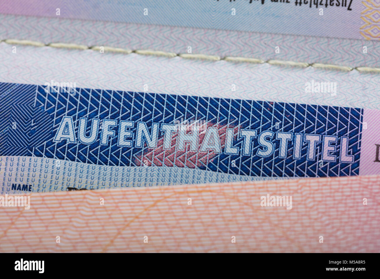Deutscher Personalausweis Stockfotos und -bilder Kaufen - Alamy