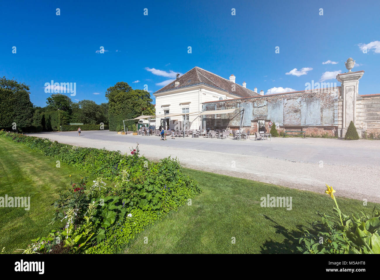 Wiener restaurantbereich -Fotos und -Bildmaterial in hoher Auflösung ...