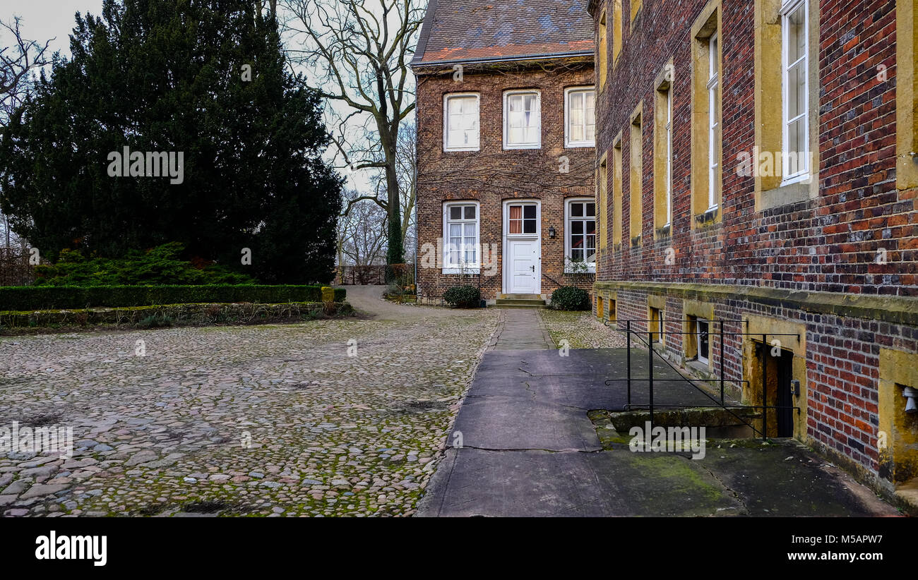 Schloss rheda -Fotos und -Bildmaterial in hoher Auflösung – Alamy