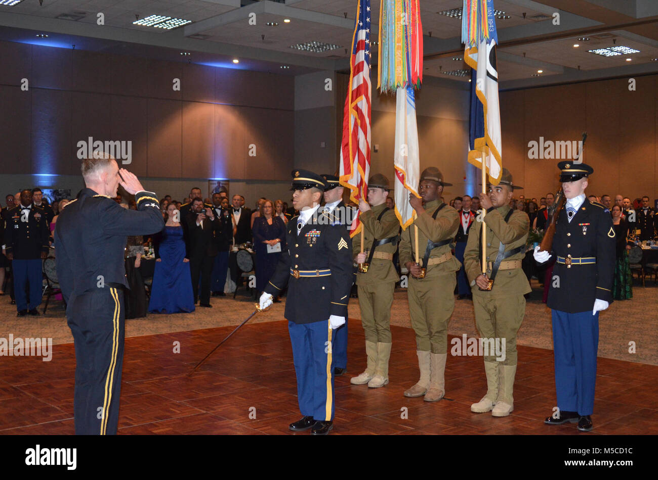 In Tacoma, Washington, Generalleutnant Gary J. Volesky, Kommandierender ...
