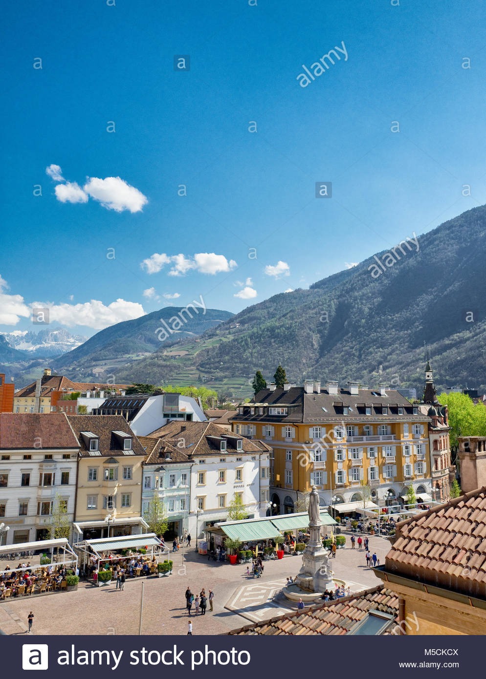 Italy South Tyrol Bolzano Piazza Stockfotos & Italy South Tyrol Bolzano ...