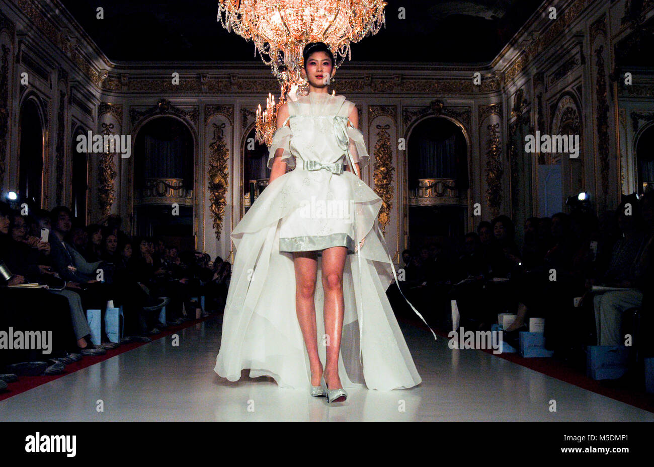 Tokio, Japan. 20 Feb, 2018. Japanische Kimono und Bridal designer Yumi ...