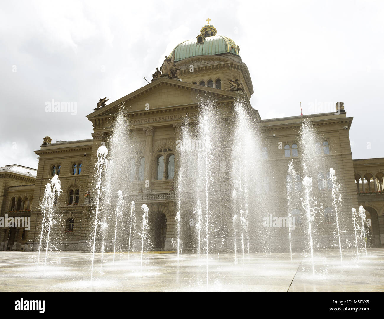 Schweizer Parlament Gebäude (Bundesplatz) in Bern, Schweiz. Das ...